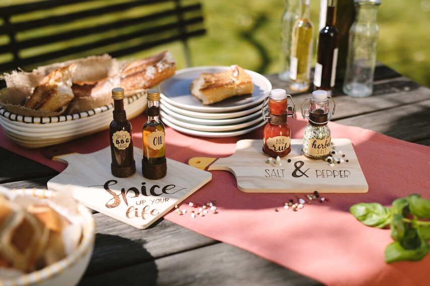 Gewürzbretter & Grillkräuter im Glas - VBS Hobby